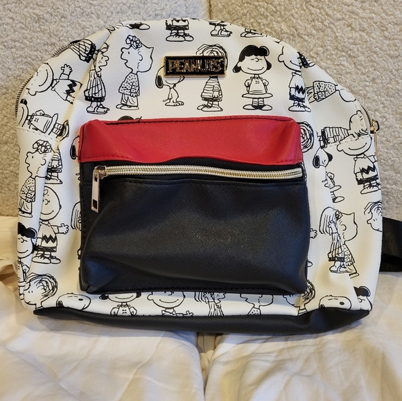 Peanuts | Accessories | Peanuts Backpack | Poshmark